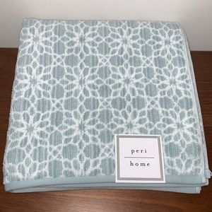 peri home | Bath | Peri Home 0 Cotton Bath Towel 27 X 53 | Poshmark